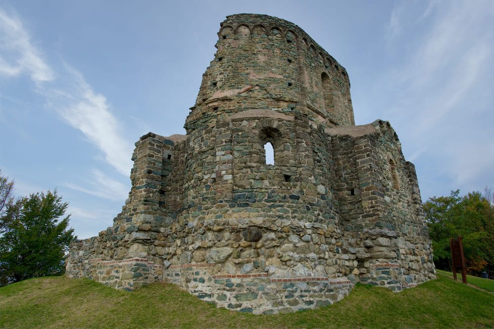 Sacra di San Michele: the abbey of “The name of the rose”