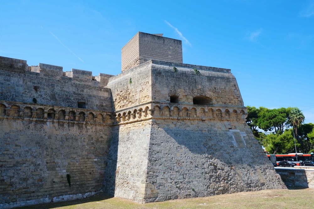 Bari: due itinerari alla scoperta della città